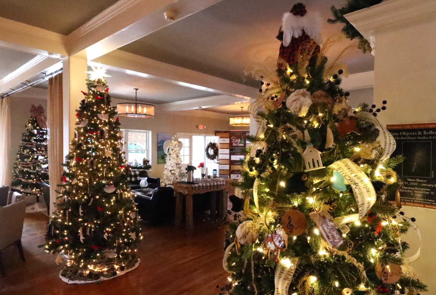 A Magical 3-Day Hallmark Like Christmas Weekend in Black Mountain, NC ...